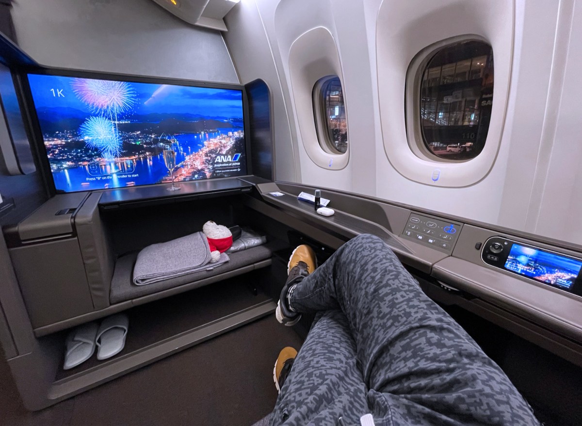 ANA New First Class “The Suite” – Chai Bear World